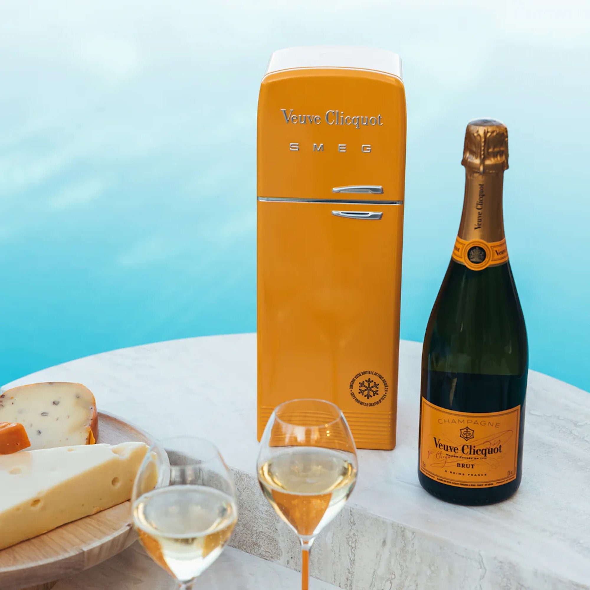 VEUVE CLICQUOT SMEG Fridge With 750 Ml Bottle of Brut Champagne, Yellow ...