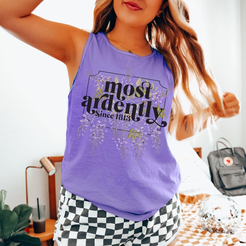 Literature Gifts - 60+ Gift Ideas for 2025