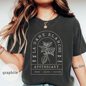 Outlander Shirt Apothecary Outlander Gifts Bookish T-shirt Cottage Core ...