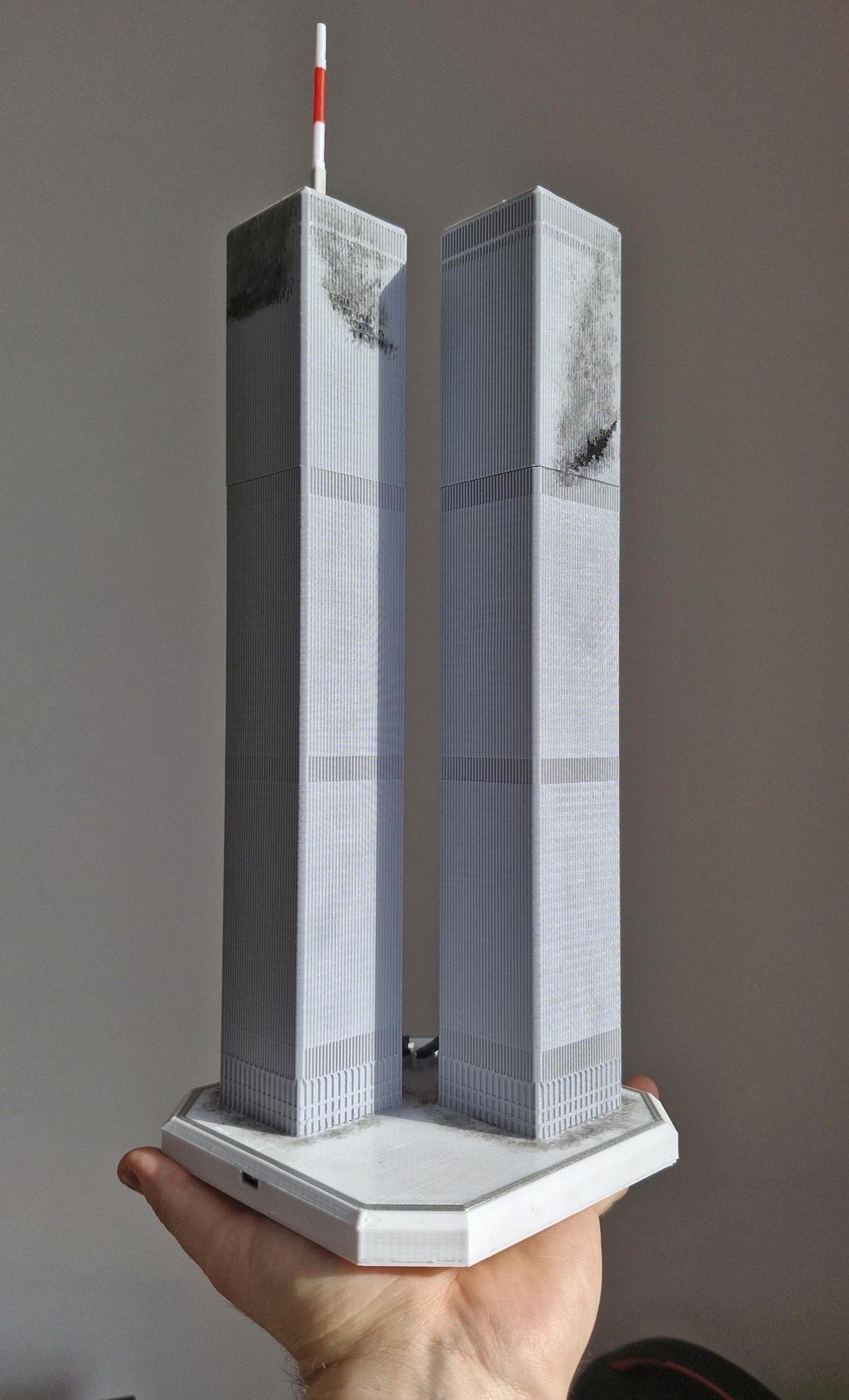 Twin Towers Memorial Model – Realistic LED Smoke & Light Effects, USB ...