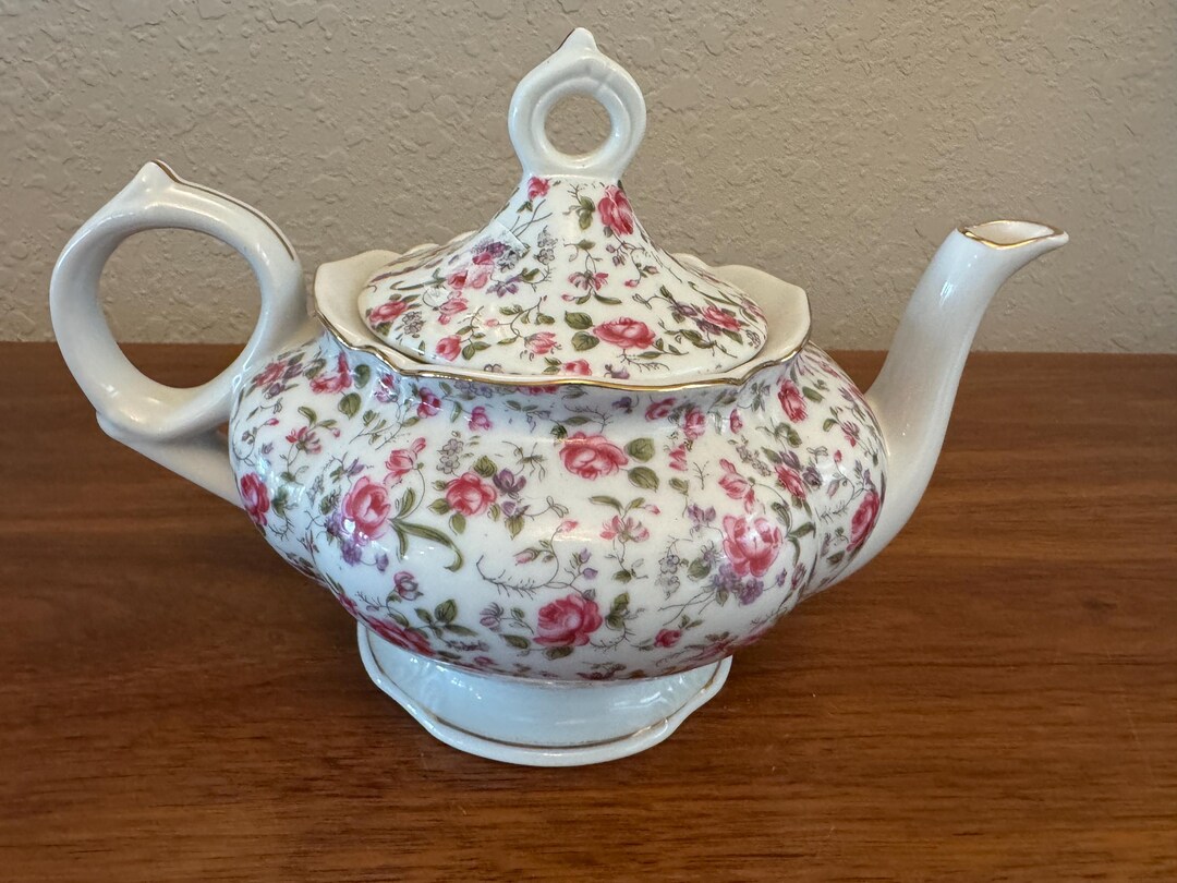 Lefton Porcelain Musical Teapot - Etsy
