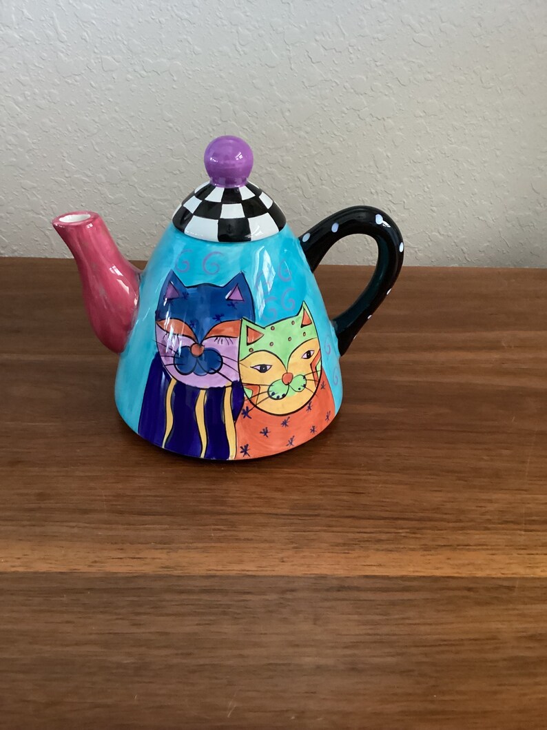 Milson and Louis Hand Painted Cat Teapot 7.5 - Etsy