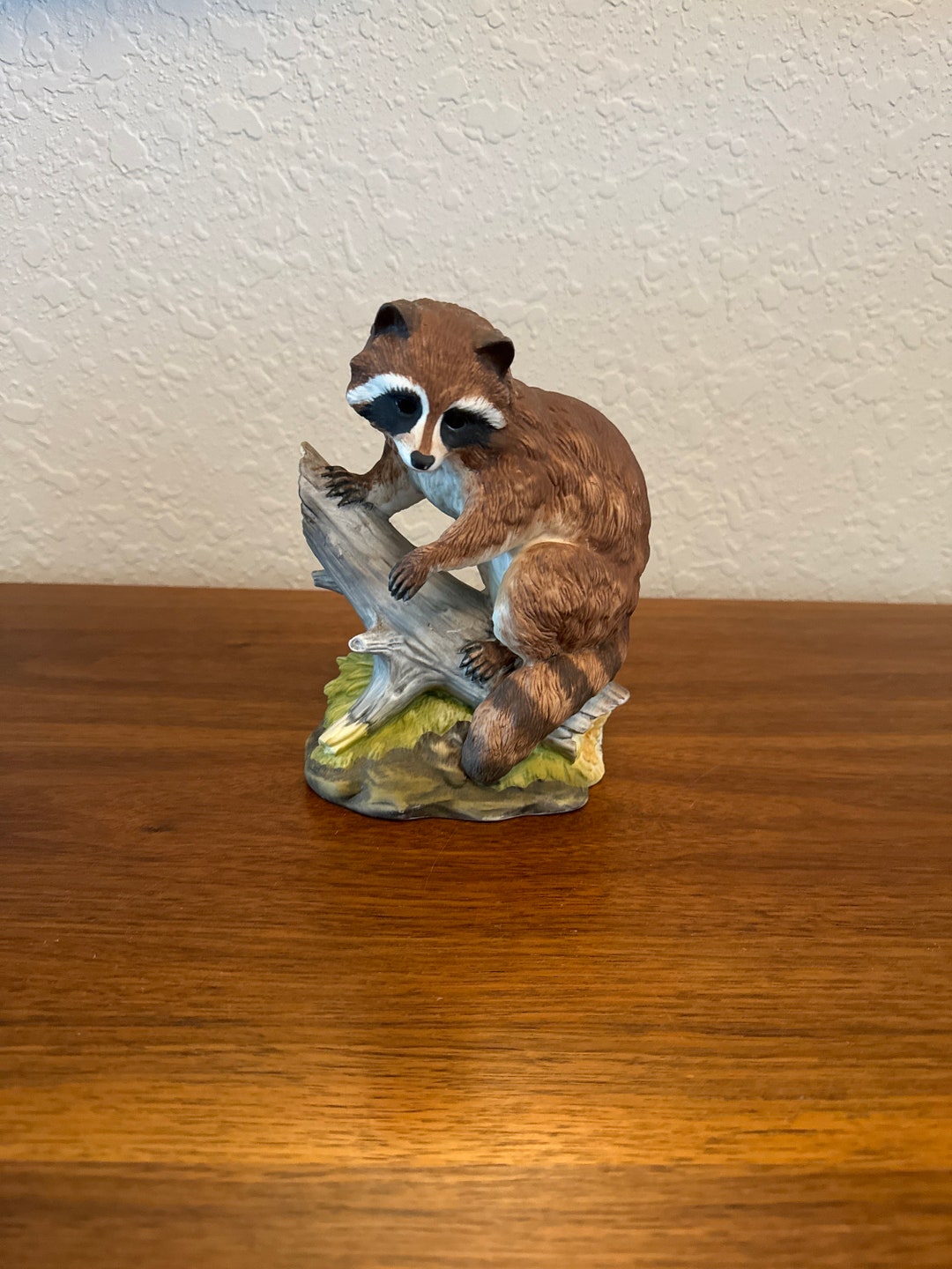 Andrea Raccoon on Tree Trunk Figurine - Etsy