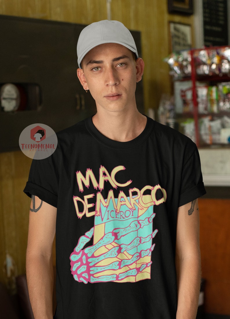 Mac Demarco Unisex T-shirt - Five Easy Hot Dogs Album Tee - Music ...