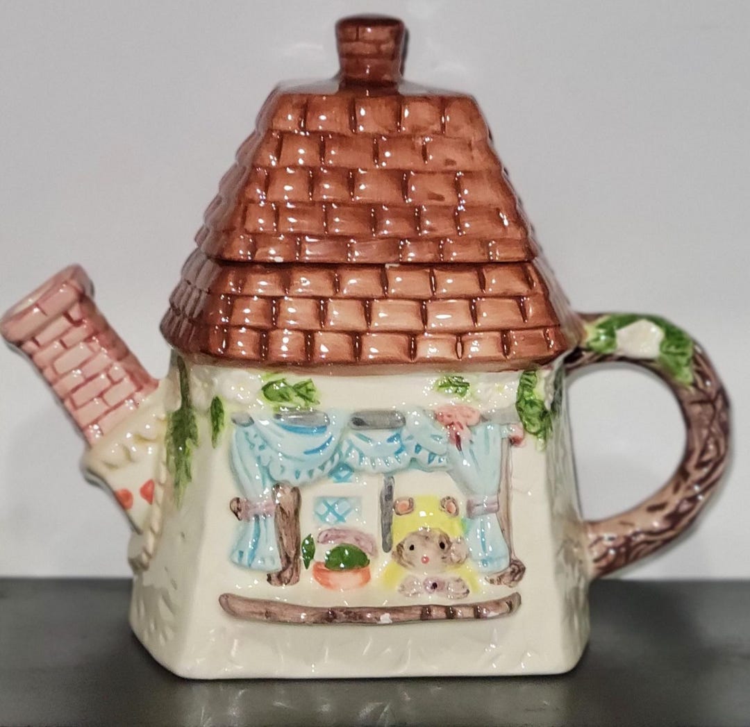 Vintage Country Mouse House Teapot - Etsy