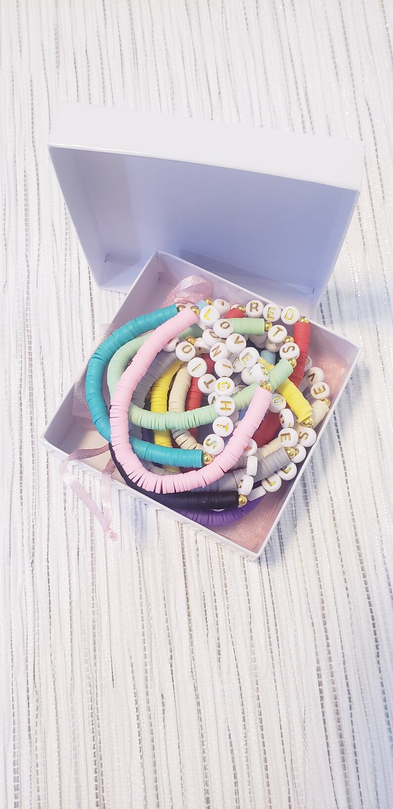 12 Taylor Swift Friendship Bracelets. - Etsy