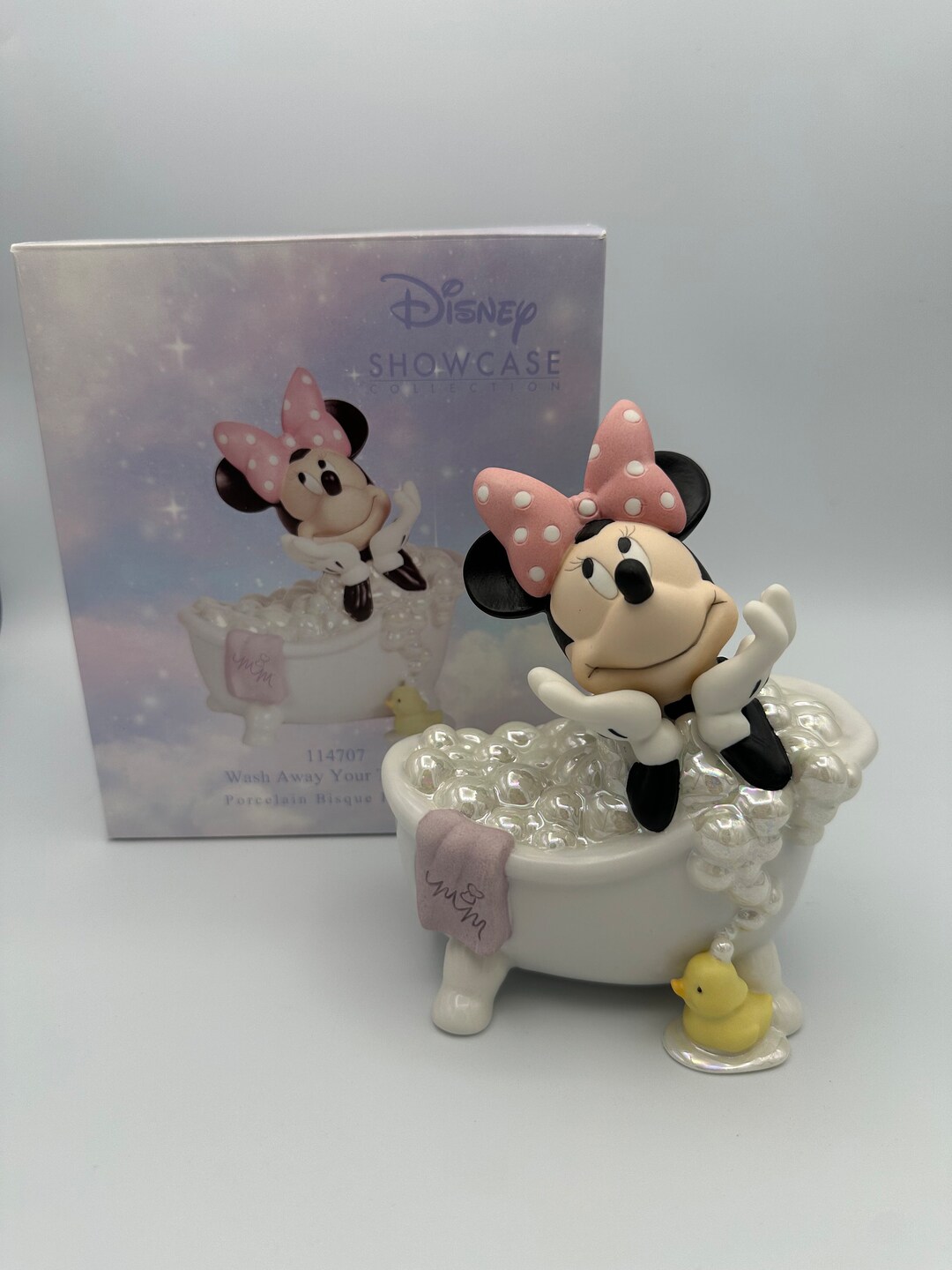 Disney Showcase Minnie Mouse Wash Away Your Troubles Porcelain ...