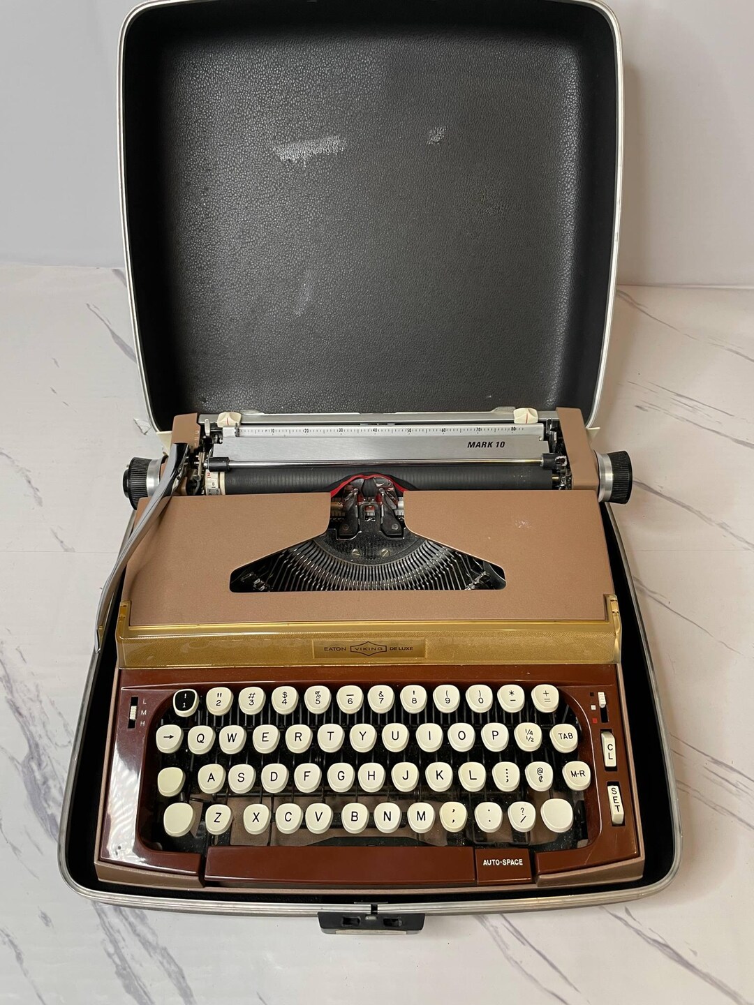Eaton Viking Deluxe Mark10 Typewriter Vintage 1960s - Etsy