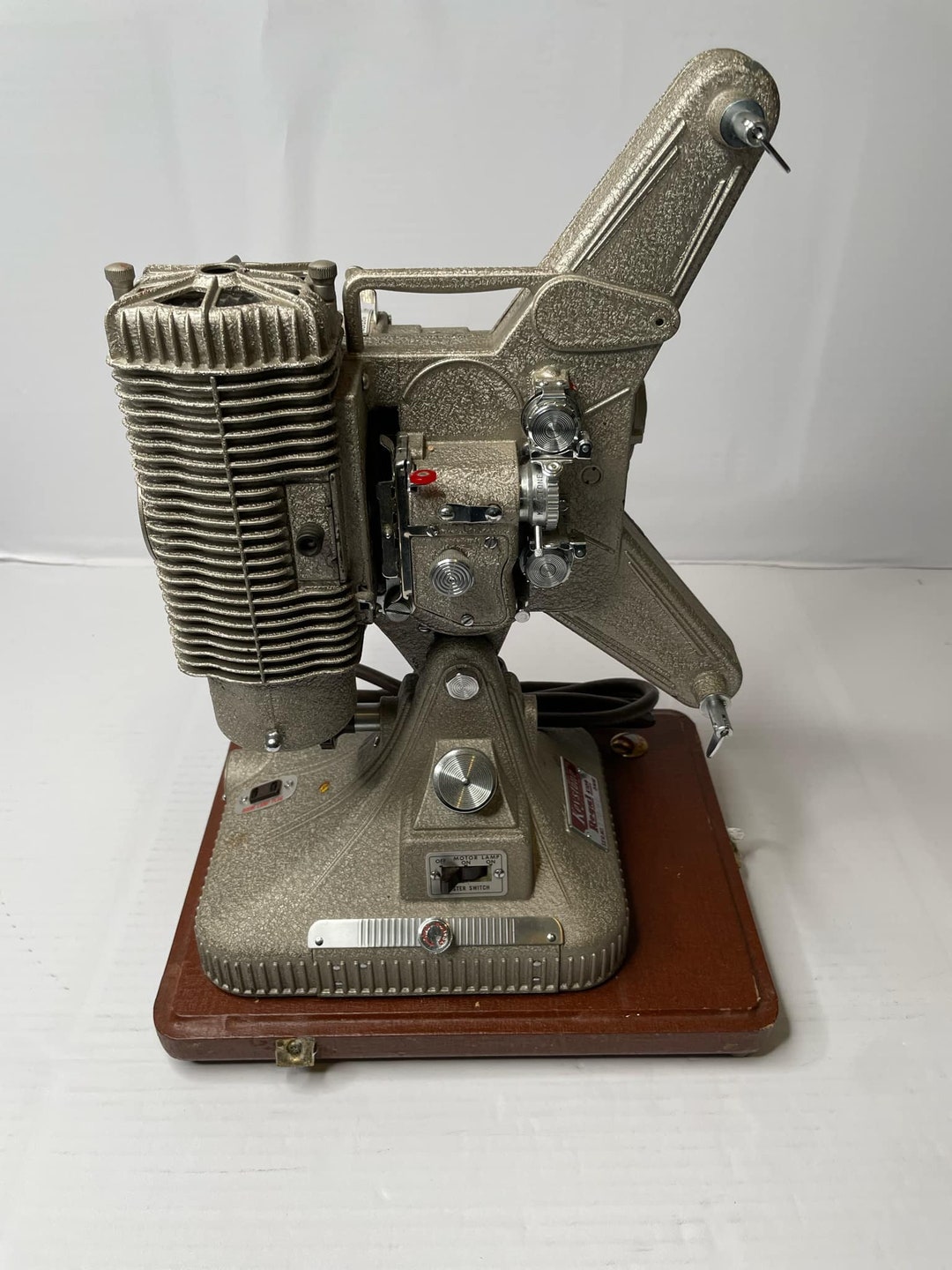 Vintage Keystone Regal K109 8mm Projector W/ Case - Turns on -PARTS/ as ...