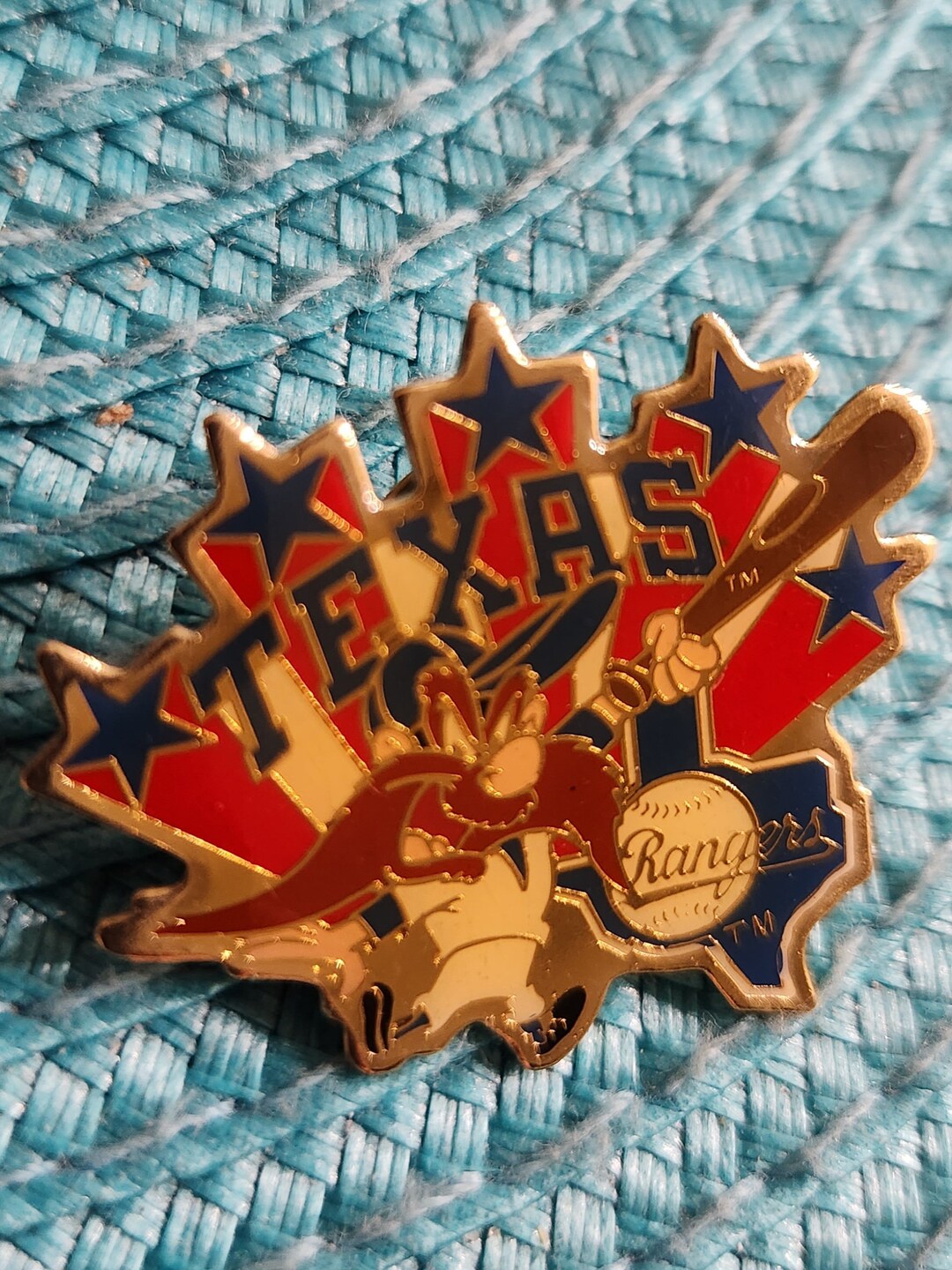 Texas Rangers/yosemite Sam Lapel Pin - Etsy