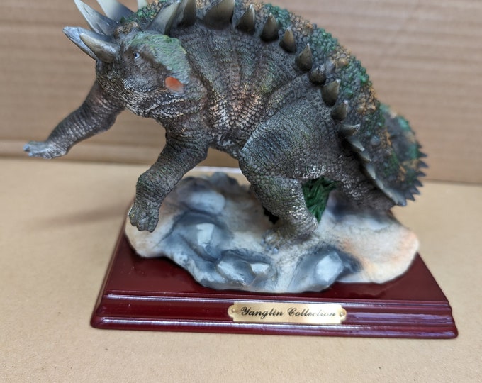 Dinosaur Figurine-nodosaurid Dinosaur - Etsy