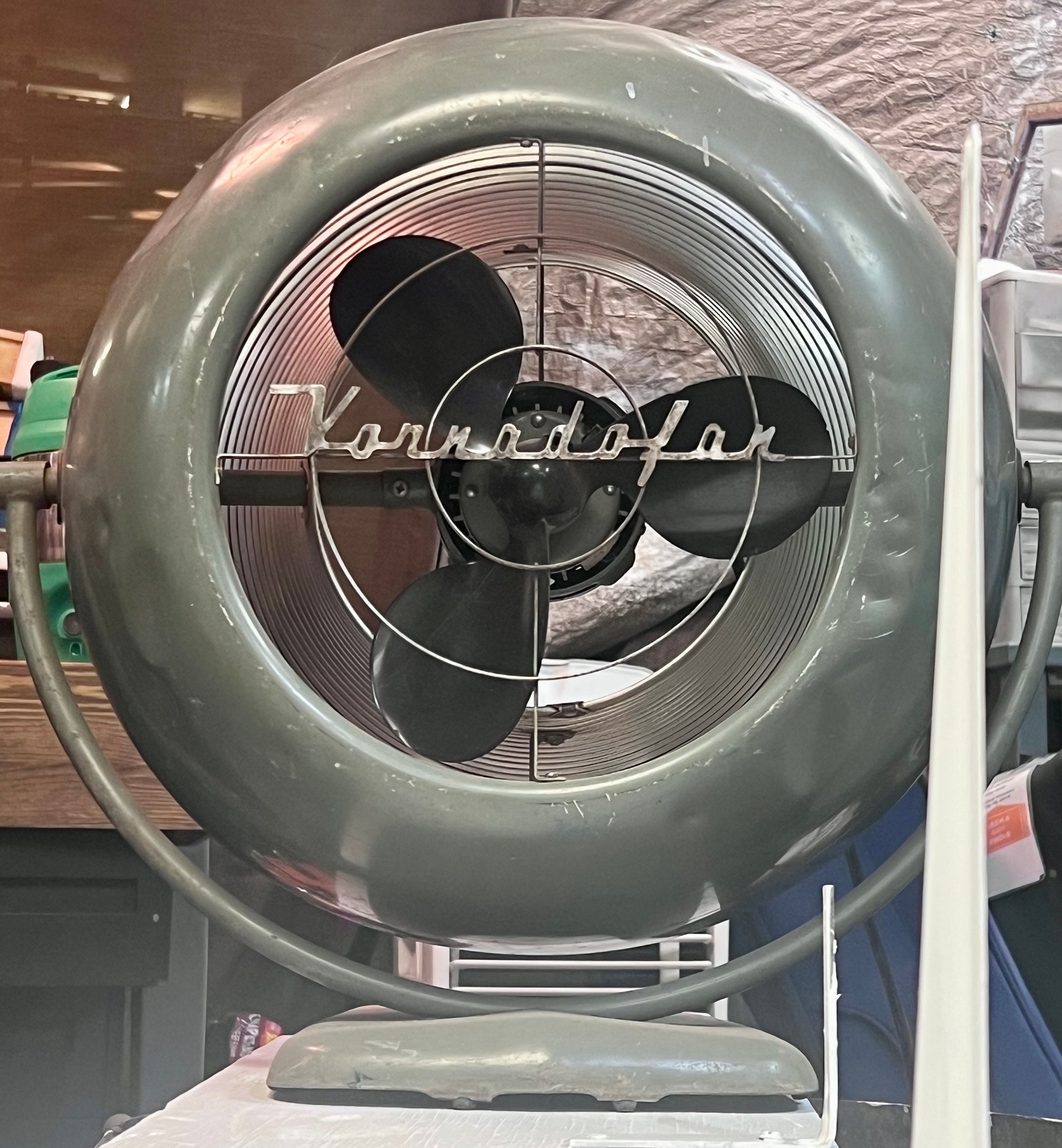 3 Speed Vintage Vornado Floor Fan - Etsy