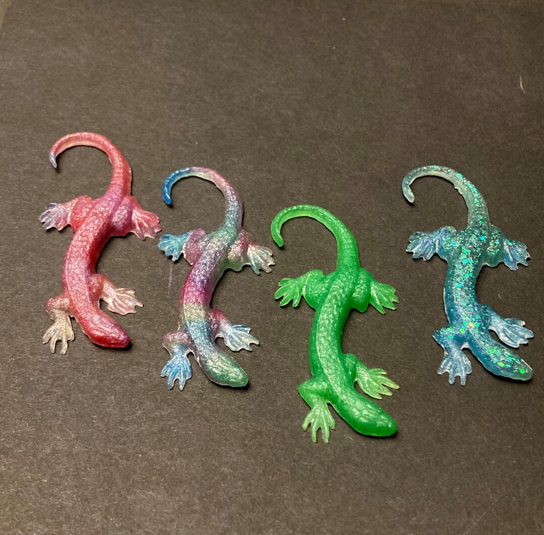 Glowing Resin Lizards - Etsy