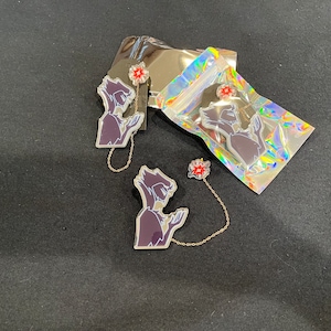 Stolas Look My Way Acrylic Chain Pin With Mini Star Helluva Boss - Etsy