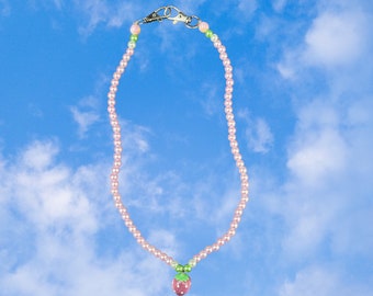 Strawberry Pearl Necklace updated - Etsy