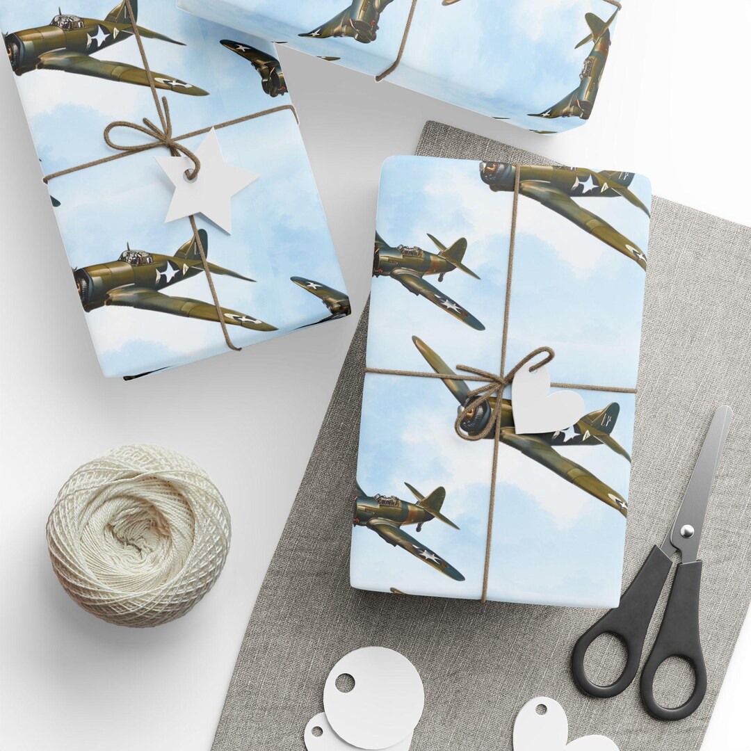 Vintage American Warplanes WW2 Wrapping Paper, Pilot Gift Wrap ...