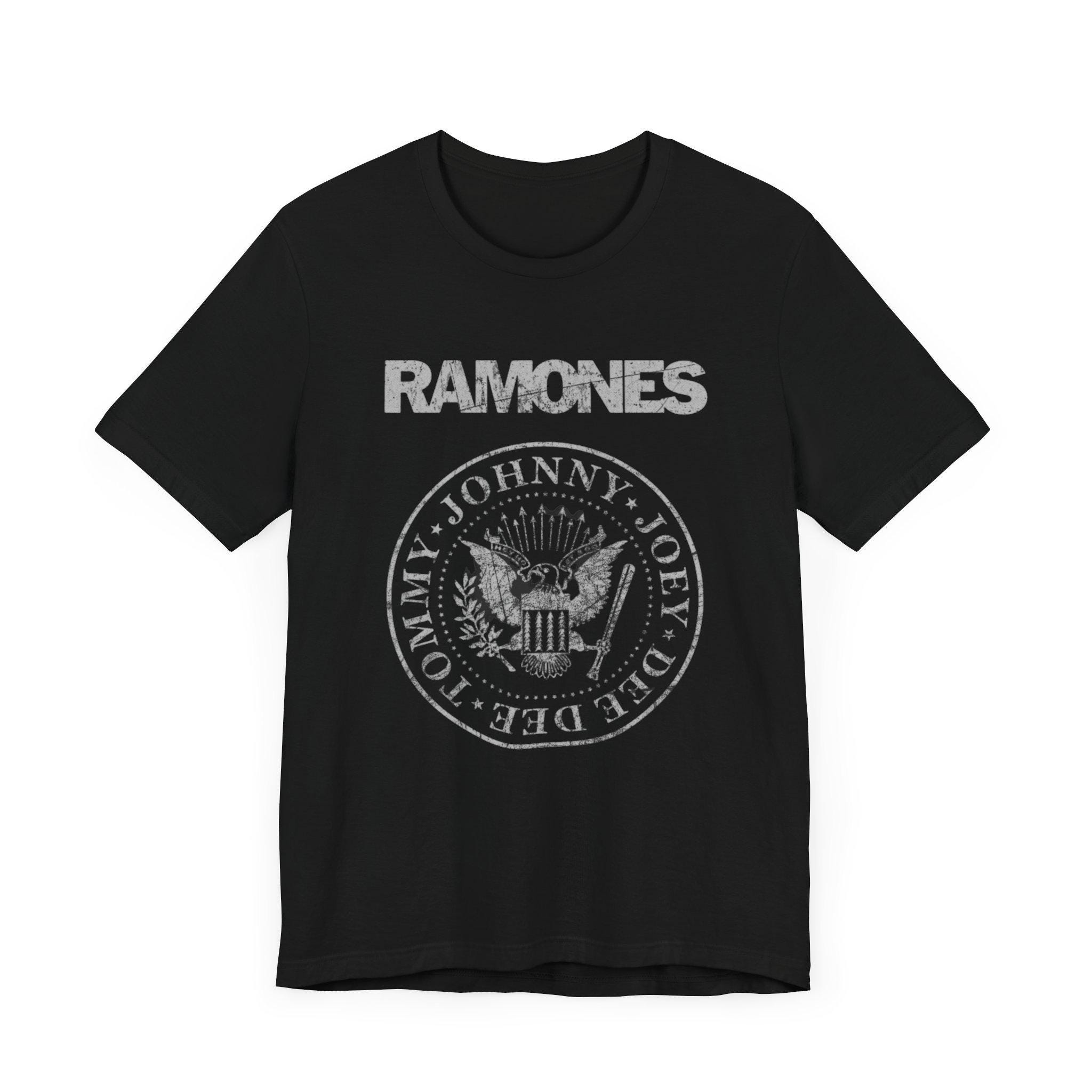 RAMONES Logo T-shirt Shirt Tshirt Band Tee Vintage Aesthetic Distressed ...