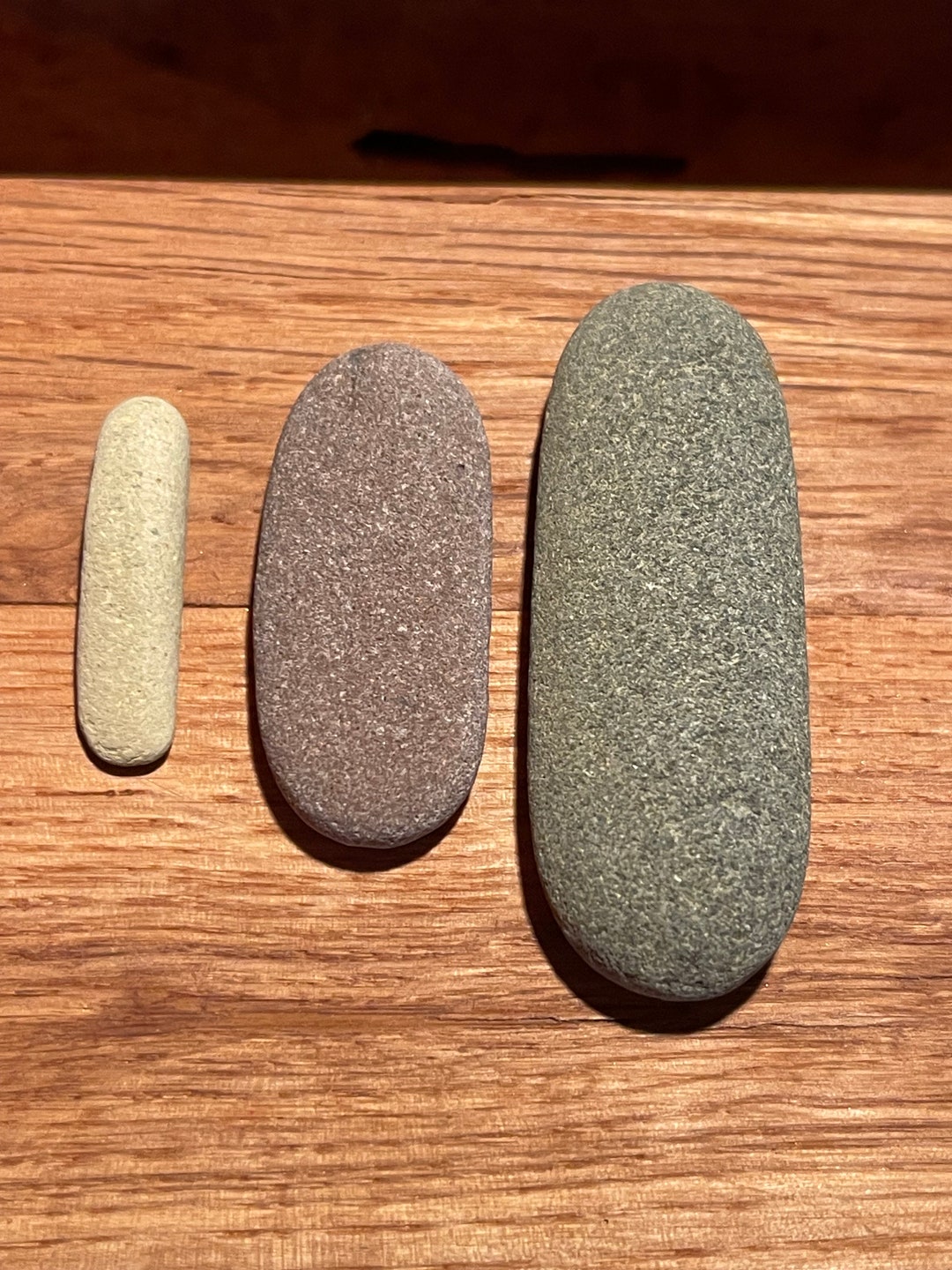 3 Stacking Pebbles, Different Shades of Sand Coloured Pebbles. Hand ...