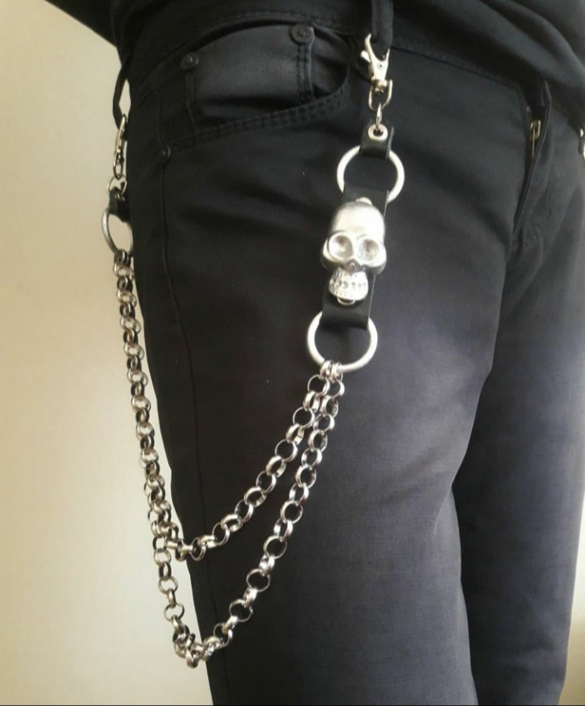 Skull Pants Chain Buckle on the Jeans Pants Aesthetic Accessories Jeans ...