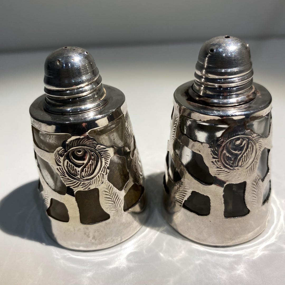 Pair of Sterling Silver & Glass Pepper Pots - Etsy
