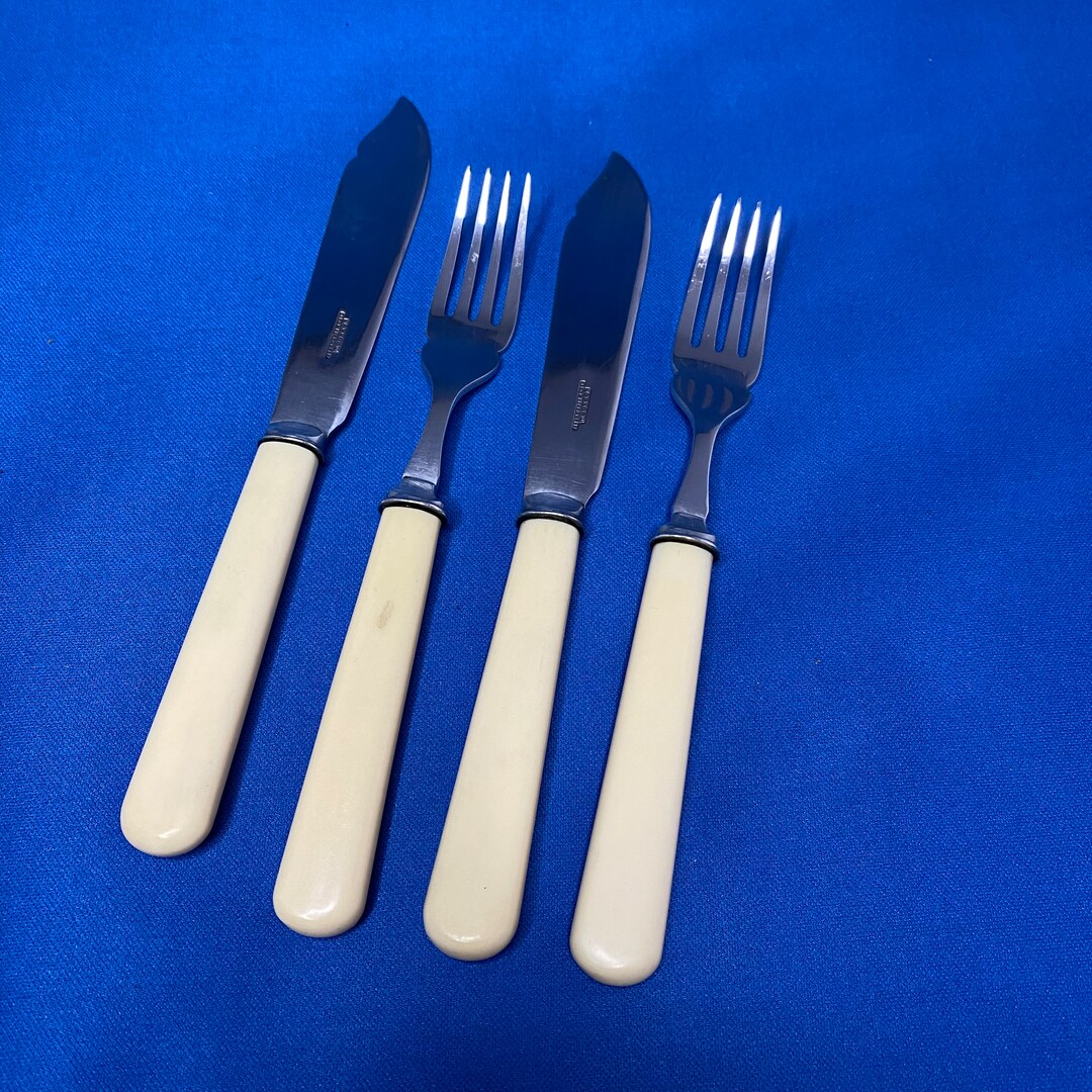 Vintage Fish Knives &forks + Four Knives - Etsy