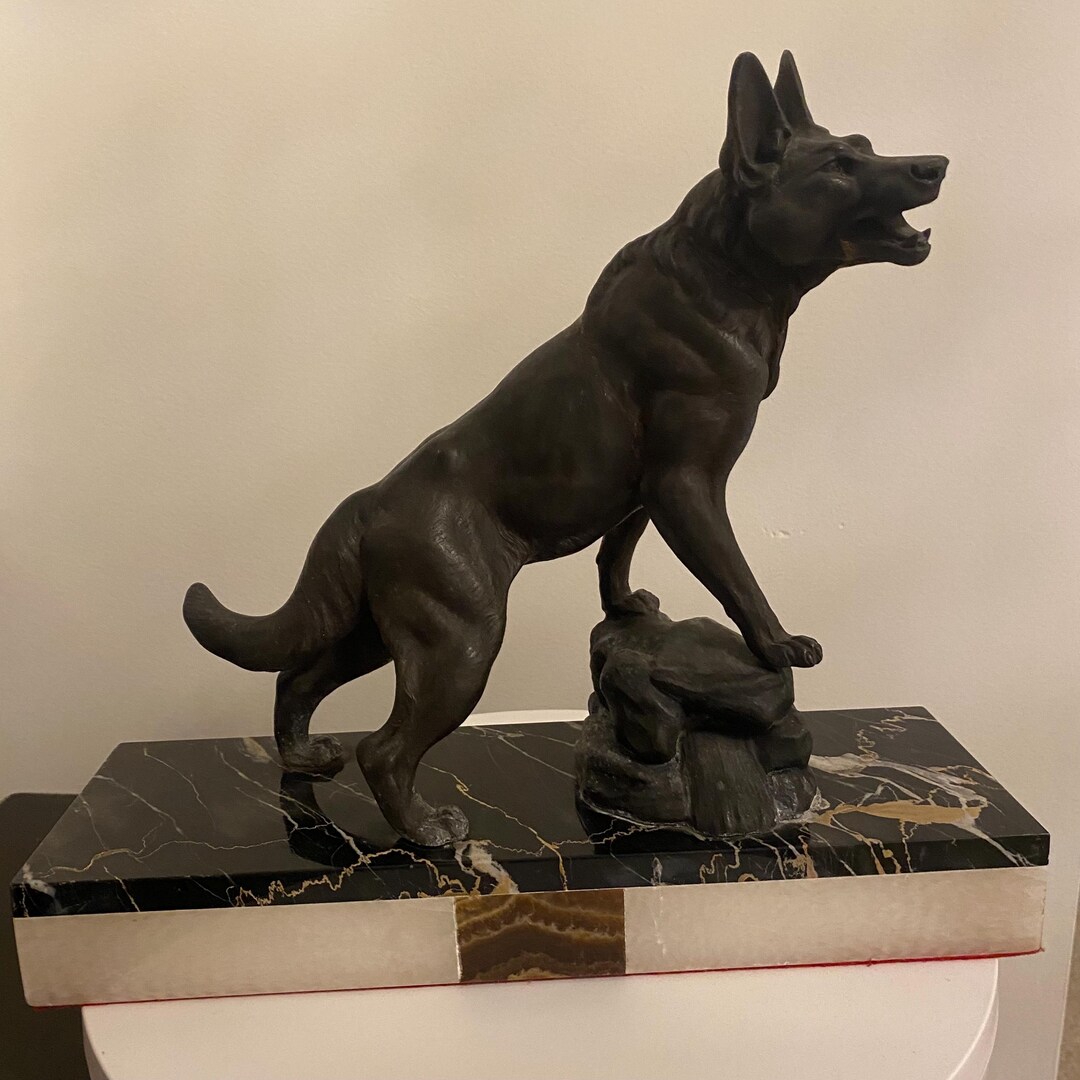 Large Bronze Wolf Figure on Marble Base - Etsy
