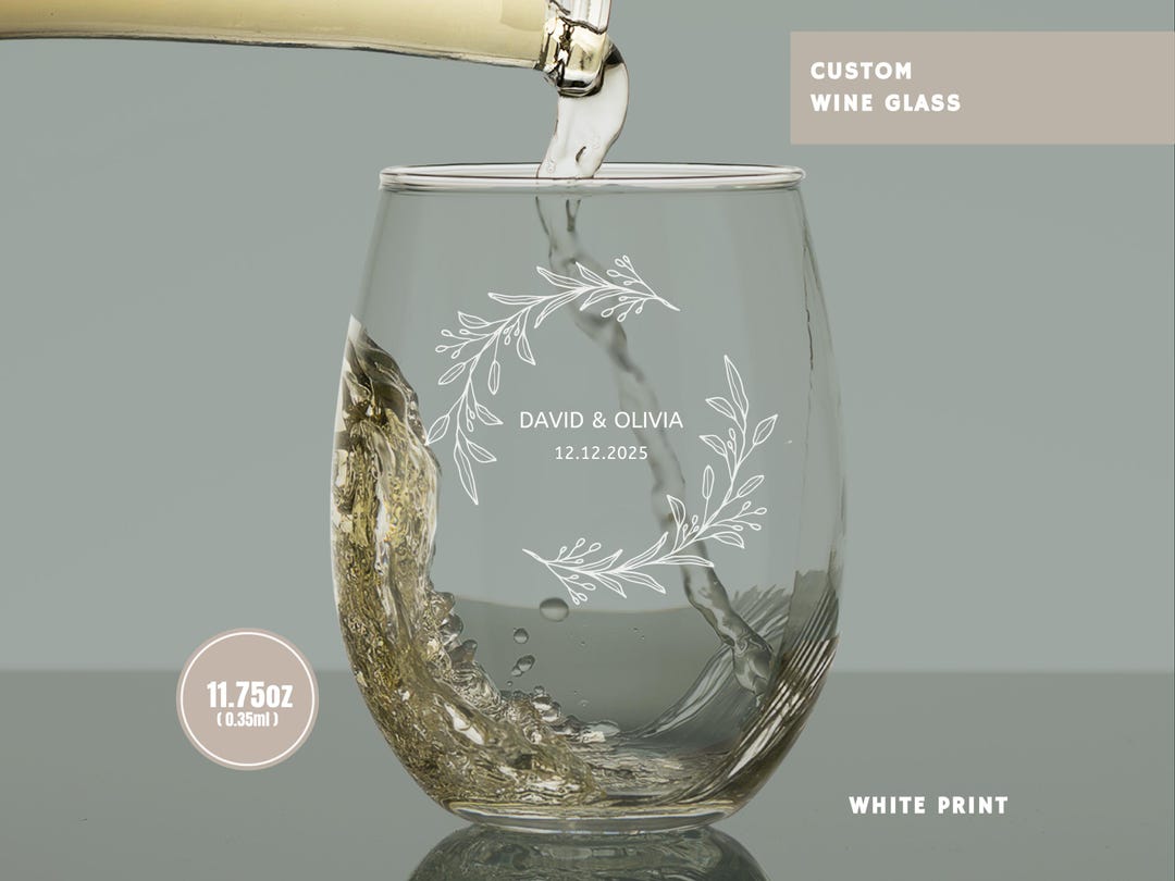 Personalized Wedding Wine Glass Custom Gift for Couple Anniversary Gift ...