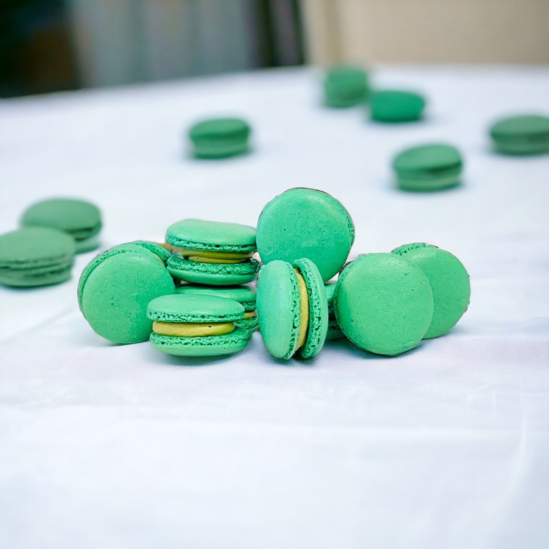 25 Pack Matcha French Macarons - Etsy