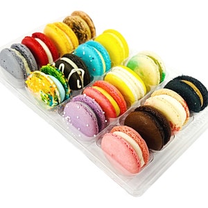 Flavor Fusion: Twin Sets of 16 French Macarons With Distinct Labels (32 ...