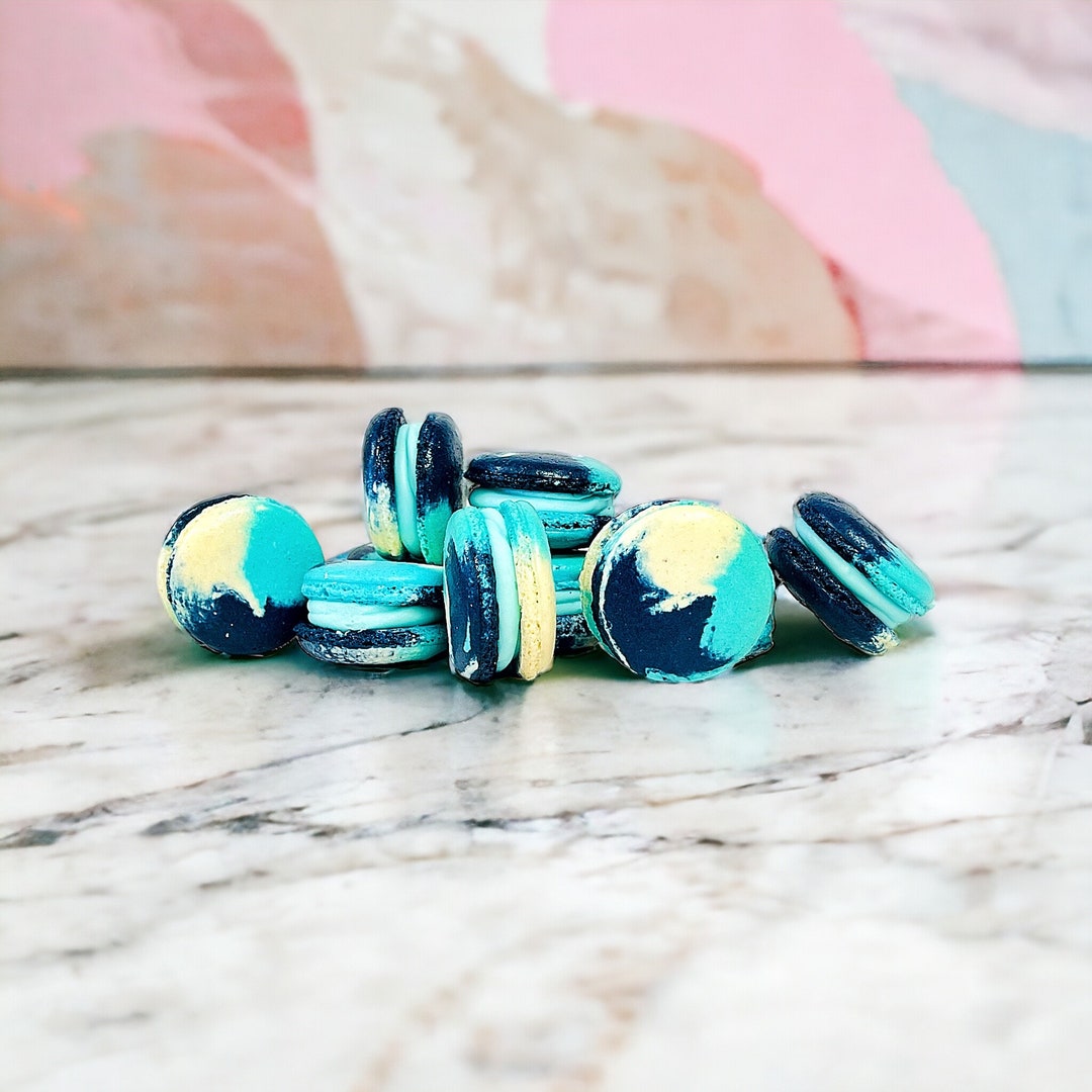 25 Pack Blue Curaçao French Macarons - Etsy