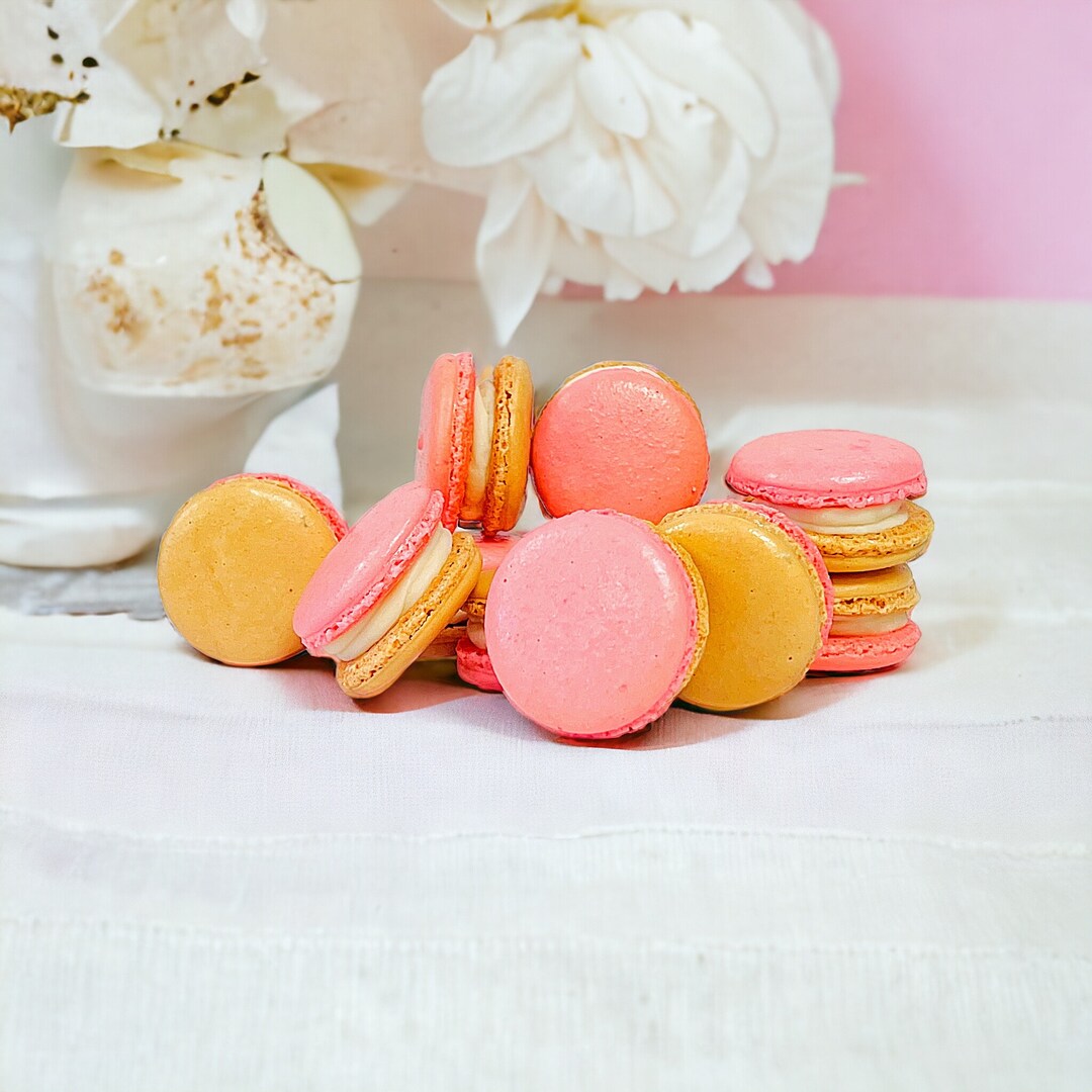 25 Pack Chai Apricot French Macarons - Etsy
