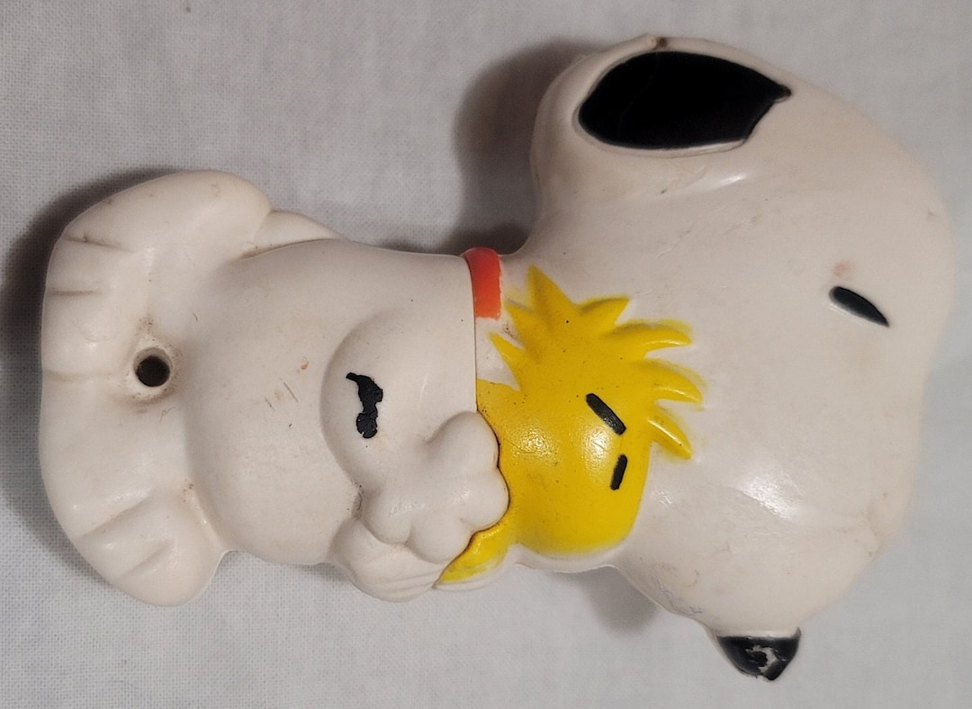 Vintage Snoopy (peanuts) Window Cling - Etsy