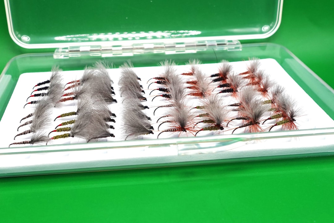 64 CDC Dry Flies Set - Trout Grayling Flies in Fly Box - Etsy