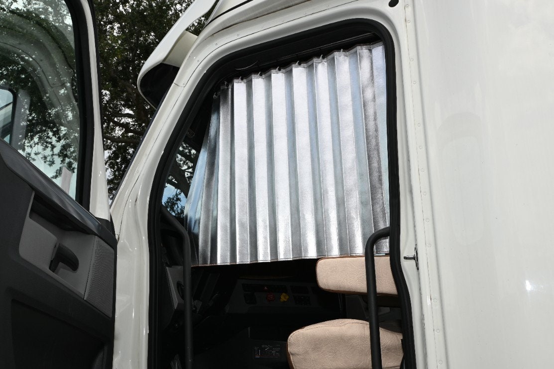 KENWORTH T-680 Truck Window Curtains Prestige-line RED - Etsy