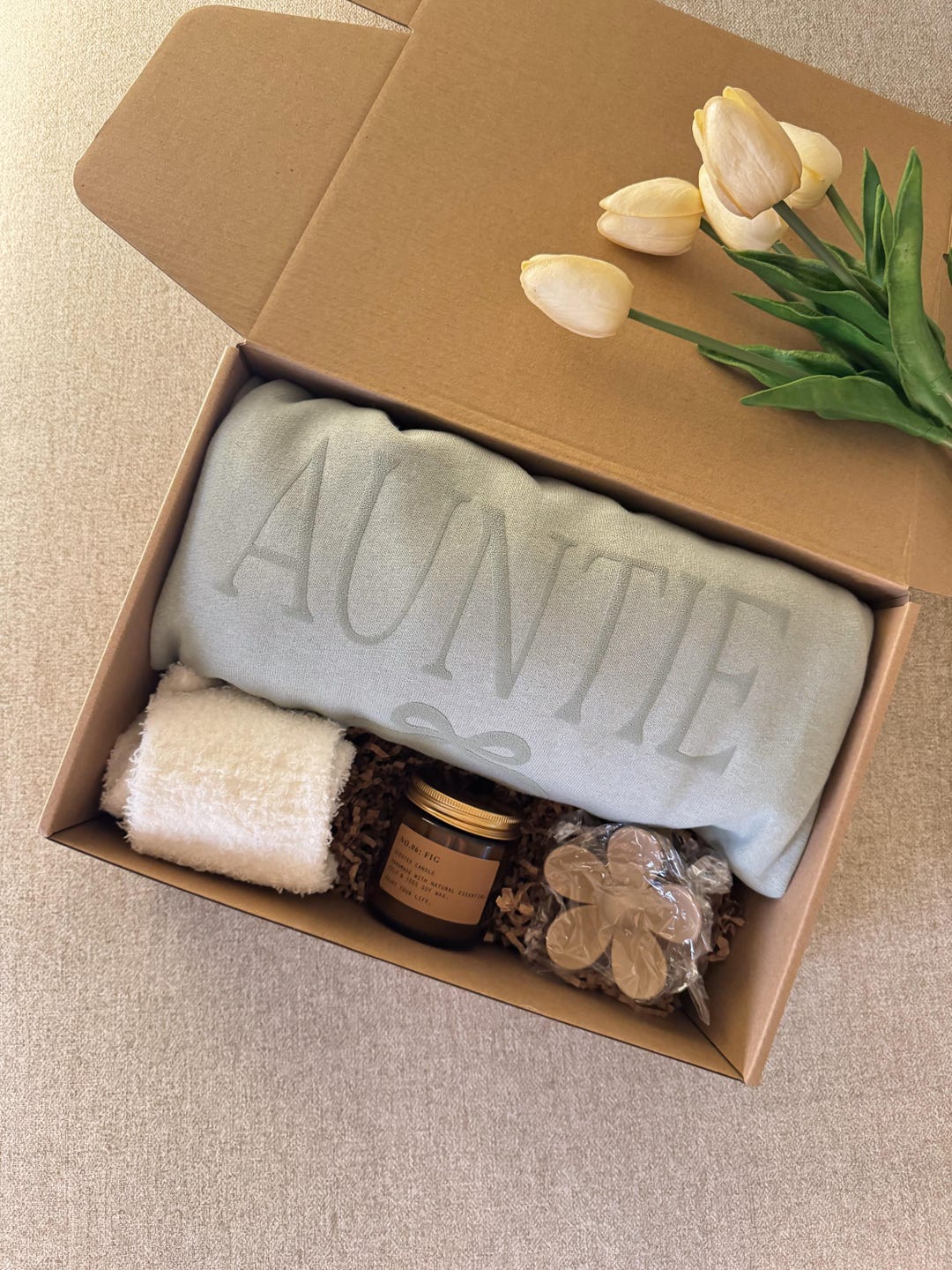 Personalized Auntie Gift Box: Crewneck, Socks, Candle, Claw Clip, Easy ...