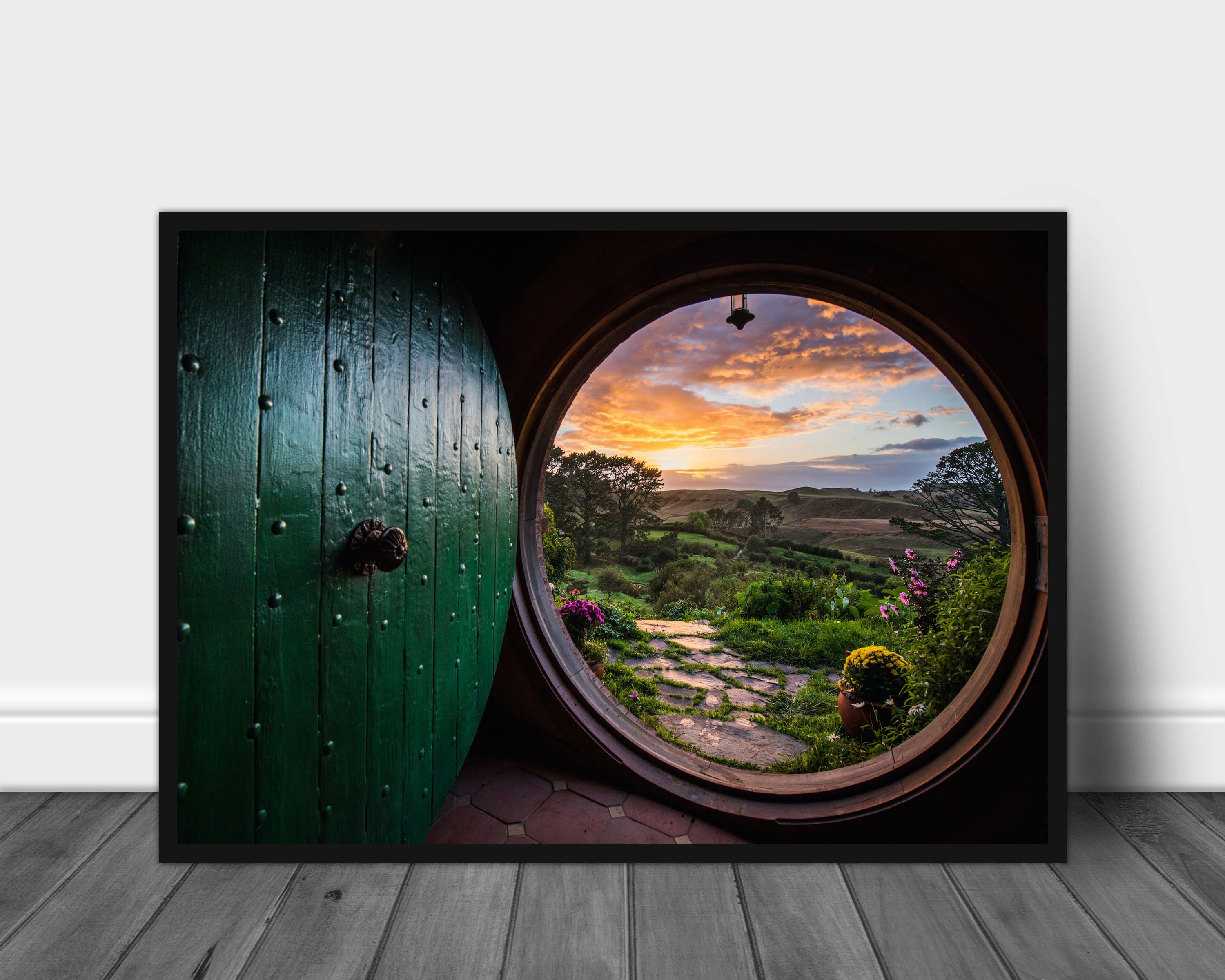 Hobbit House Wall Art Decal Hobbit Decor Bag End Wall Art - Etsy