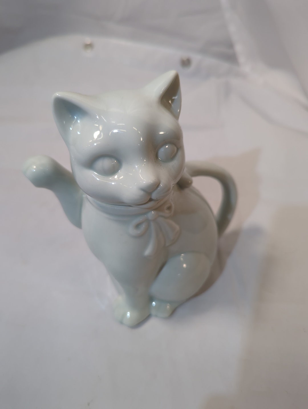 Cat Tea Pot White Glazed Ceramic Sitting Kitty W/bow - Etsy