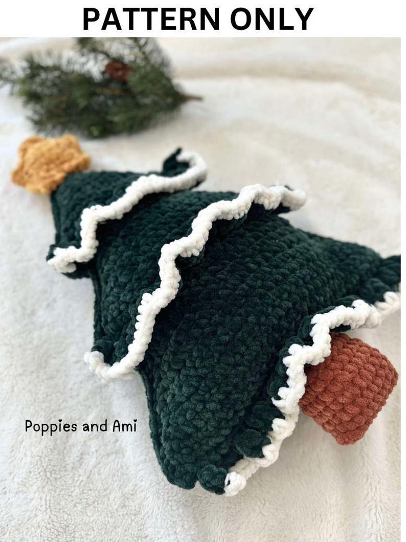 CROCHET PATTERN: Ruffled Christmas Tree Pattern - Etsy