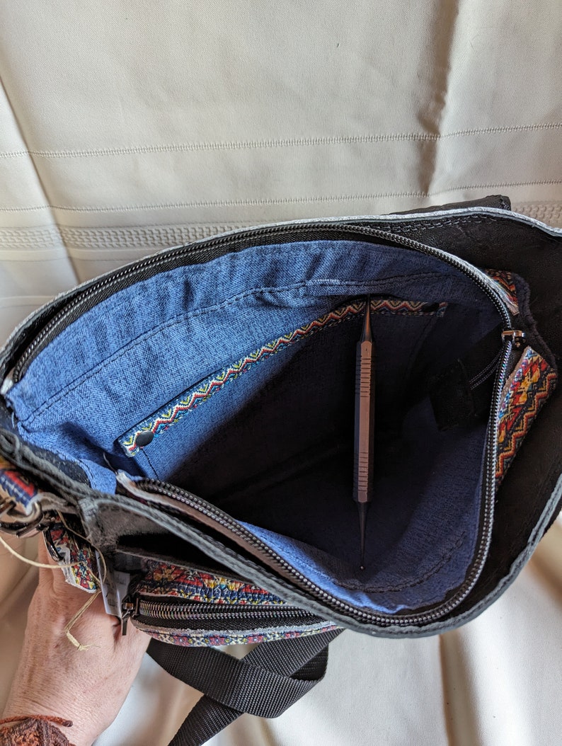 100% Genuine Leather Exterior, Aztec Print, Cross Body Bag, Messenger ...