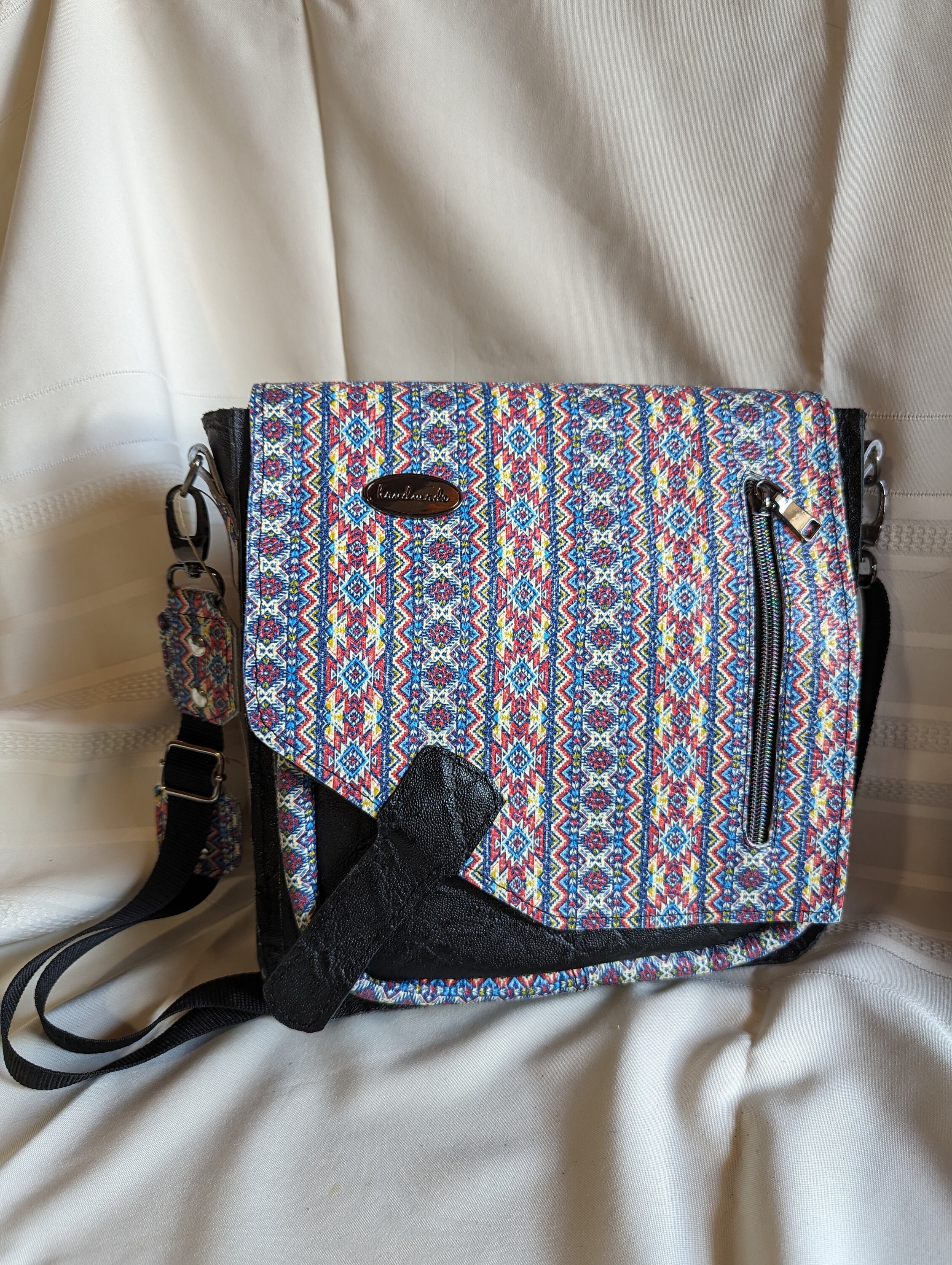 100% Genuine Leather Exterior, Aztec Print, Cross Body Bag, Messenger ...