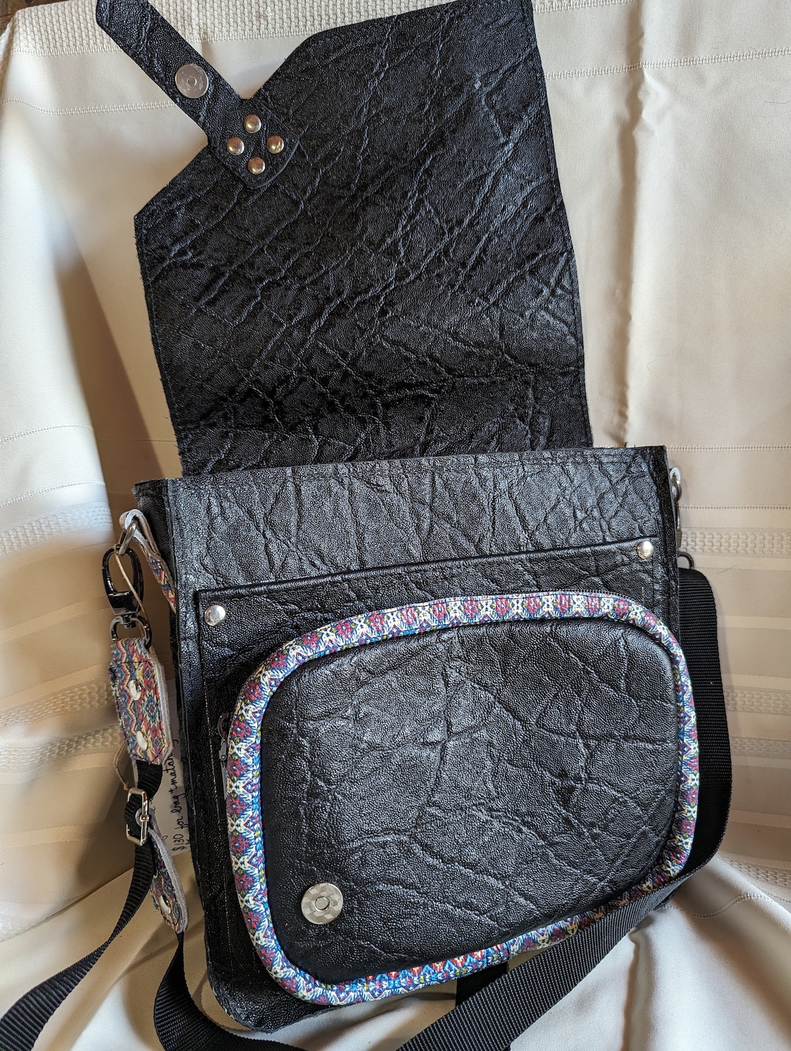 100% Genuine Leather Exterior, Aztec Print, Cross Body Bag, Messenger ...
