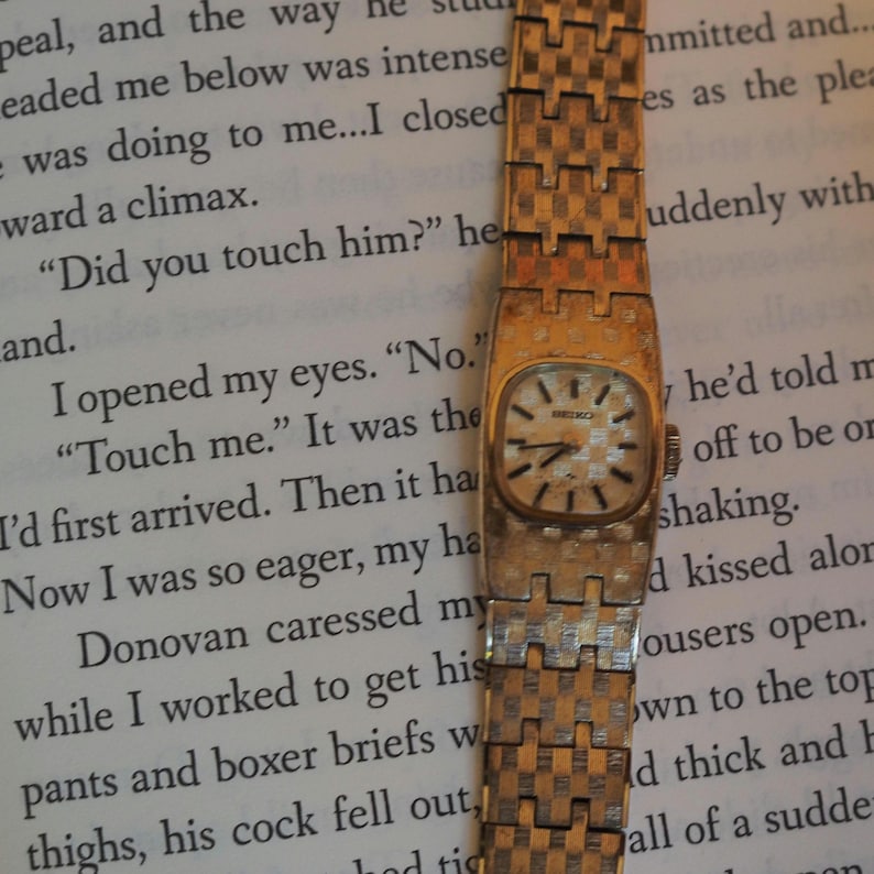 Vintage Seiko Mechanical Ladies Watch Basketweave Dial + Bracelet Gold ...