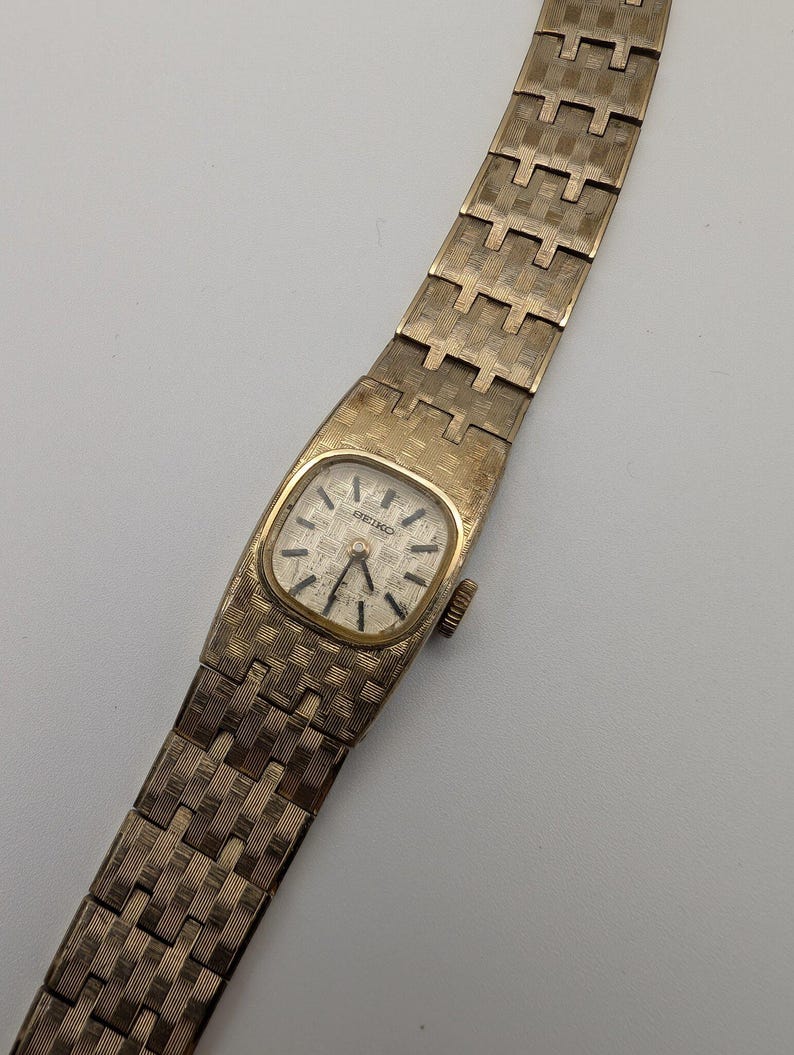 Vintage Seiko Mechanical Ladies Watch Basketweave Dial + Bracelet Gold ...
