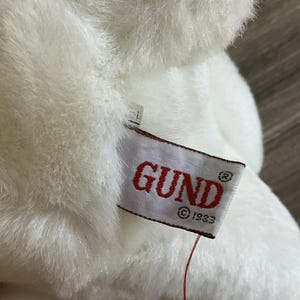 Gund Karitas Tender White Plush Teddy Bear With Green Bow 9” Stuffed ...