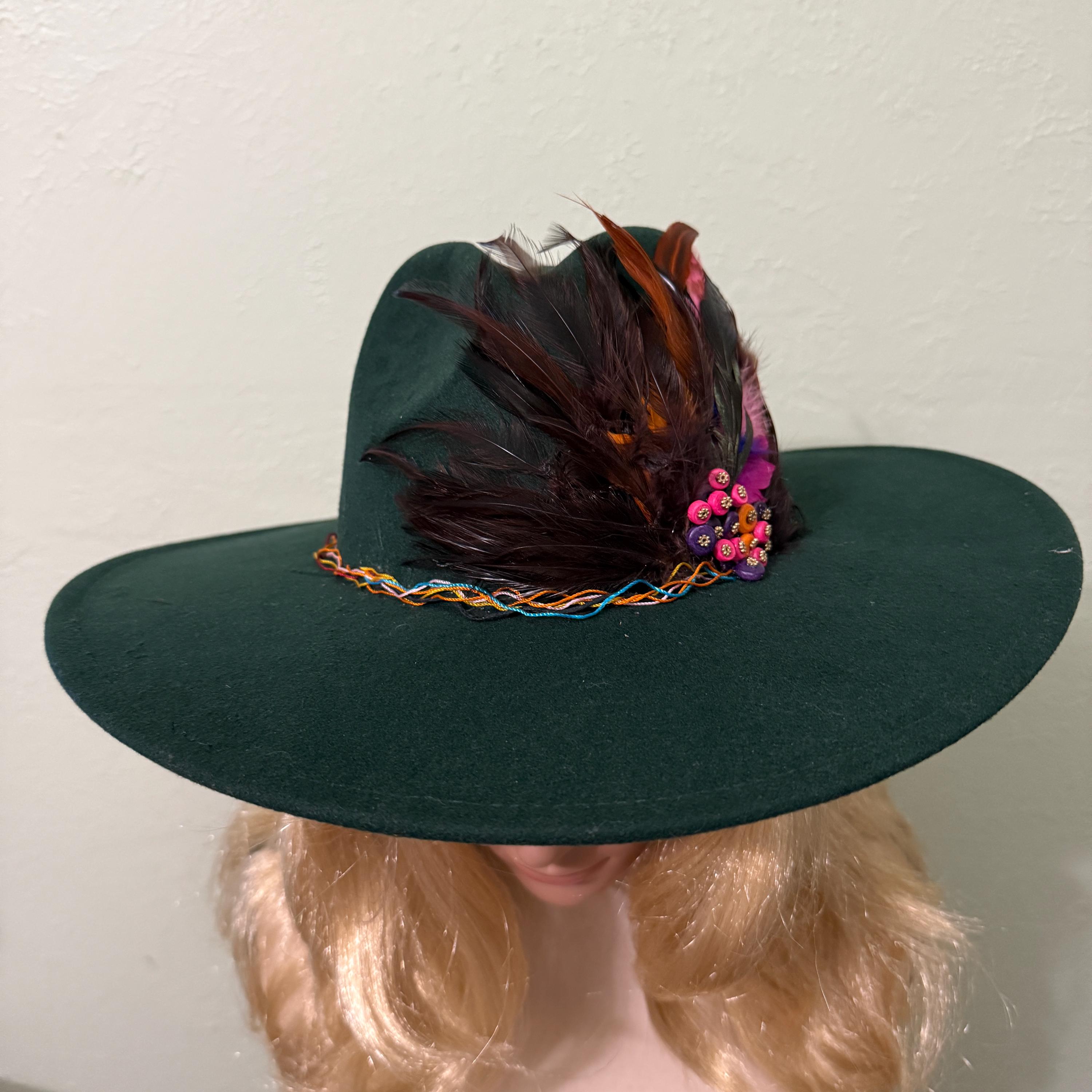 Beautiful Hunter Green Felt Fedora Hat. Embellished With Feathers and ...