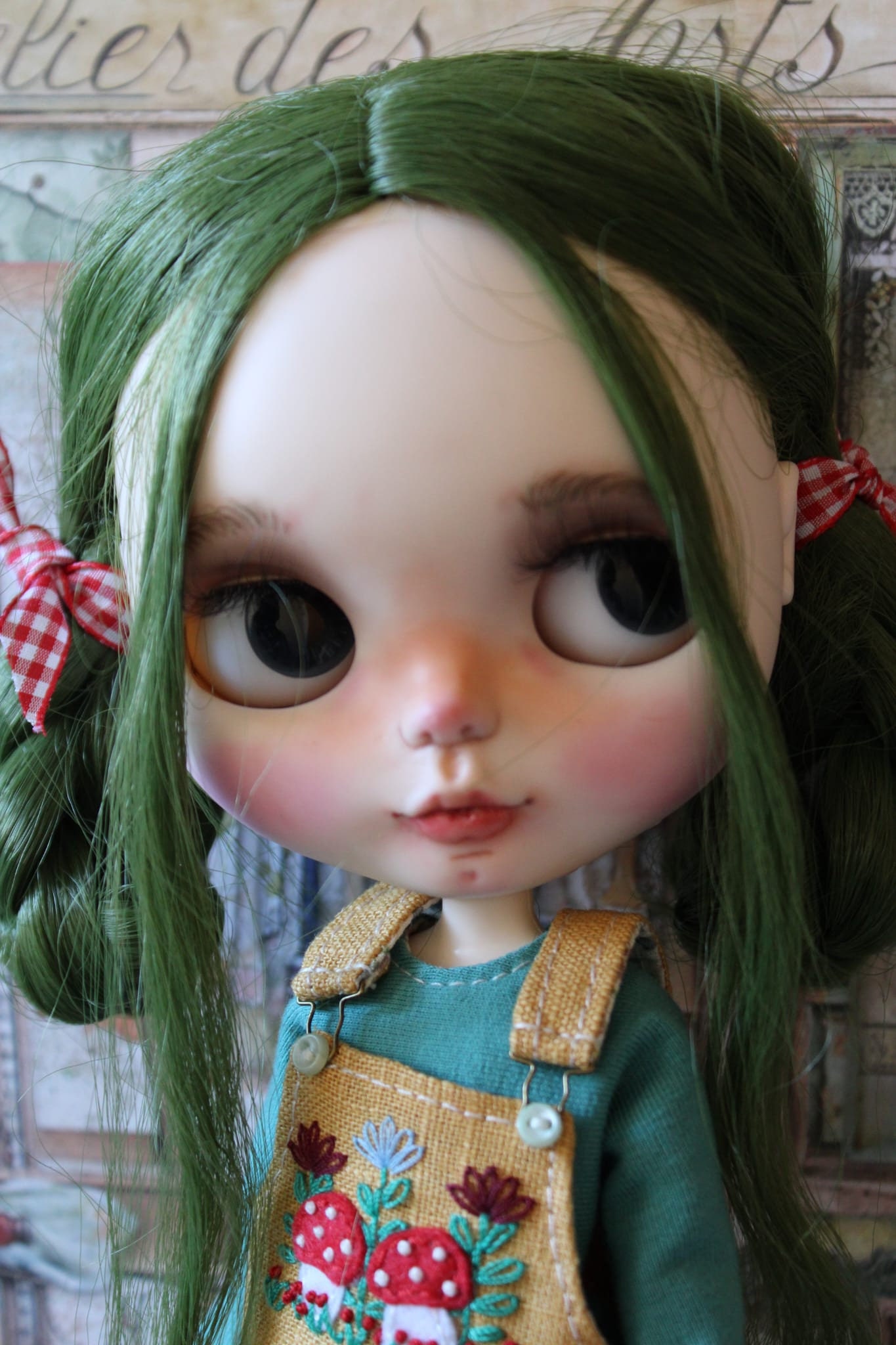 Lady Panacea original. Blythe Custom. Www.revolutiondolls.es - Etsy