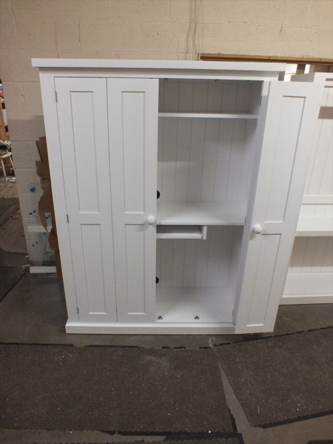 Buckingham All Painted Hideaway Computer Cupboard With Bifold Doors ...