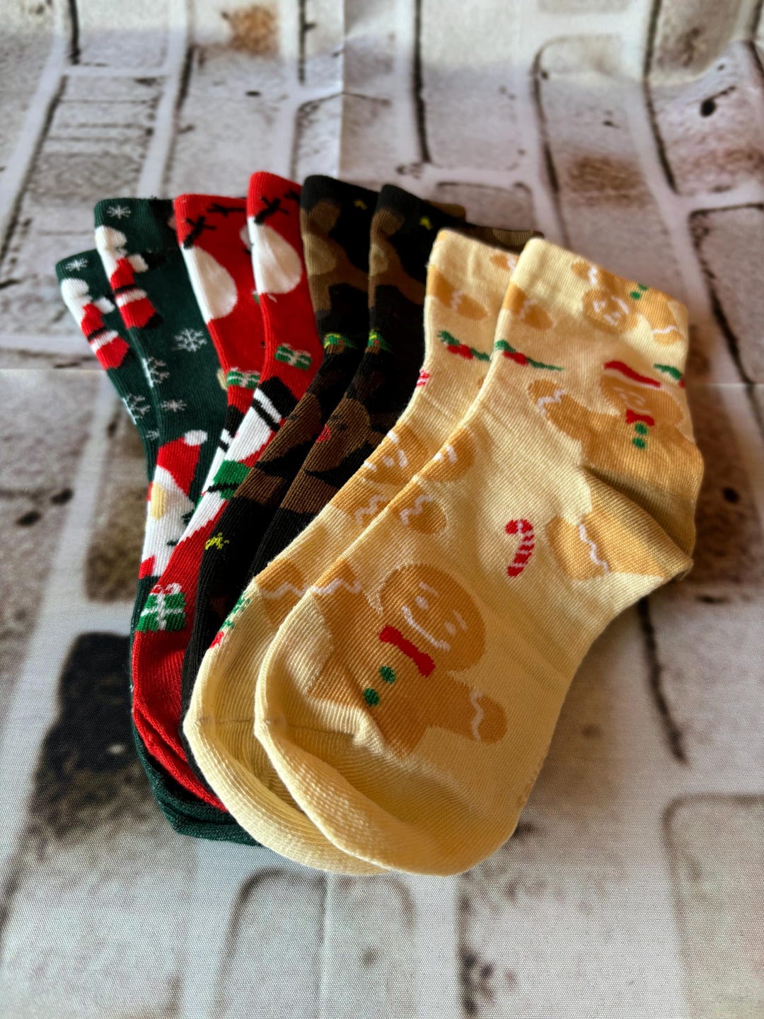 Christmas Socks, Gingerbread Man, Santa Socks, Reindeer Socks, Fun ...
