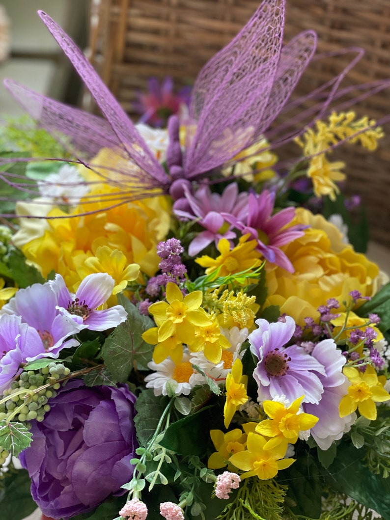 Wildflower Spring Centerpiece With Purple Dragonfly - Etsy