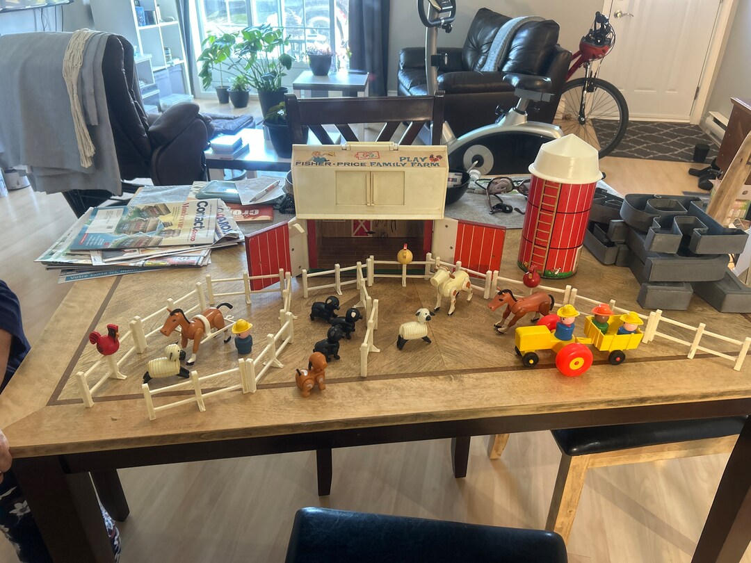 Fisher Price Family Farm 915 - Etsy
